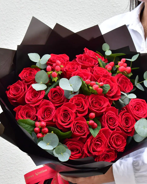 One True Love - Fresh Blooms Valentine Flower Delivery Langley – Fresh ...