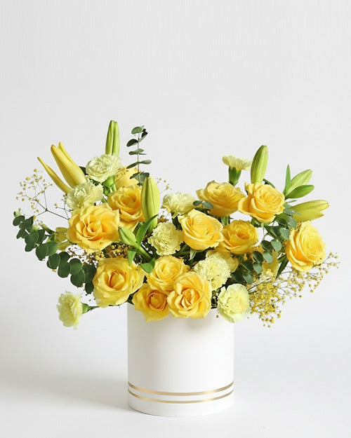 Luxury Roses Flower Box - Fresh Blooms Valentine's Day Flowers Delivery ...