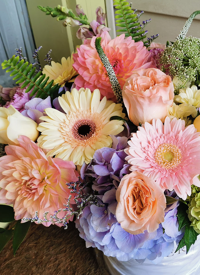 Sample one – Fresh Blooms Flowers